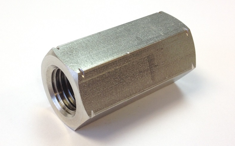 M8 x 24 ROD COUPLERS SS316