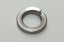 M8 SPRING WASHER ZP